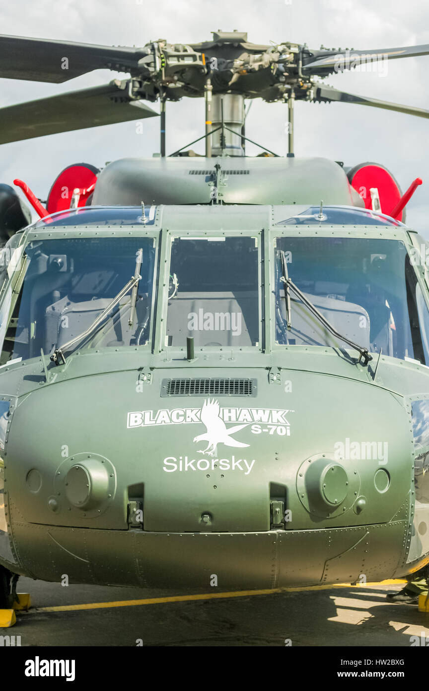 Static helicopter display -Fotos und -Bildmaterial in hoher Auflösung ...