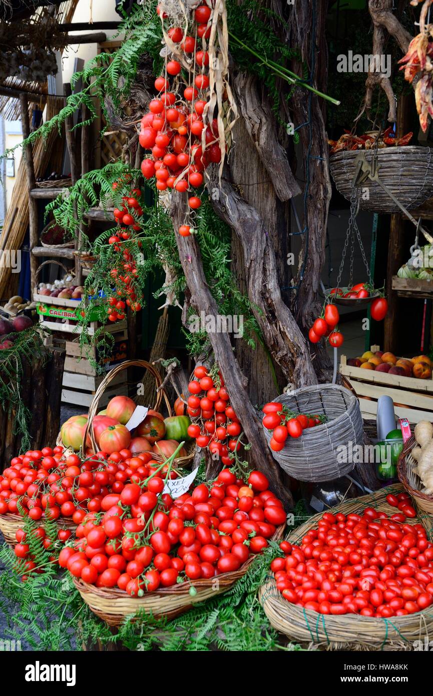 Italien, Kampanien, Golf von Neapel, auf der Insel Ischia, Obst und ...