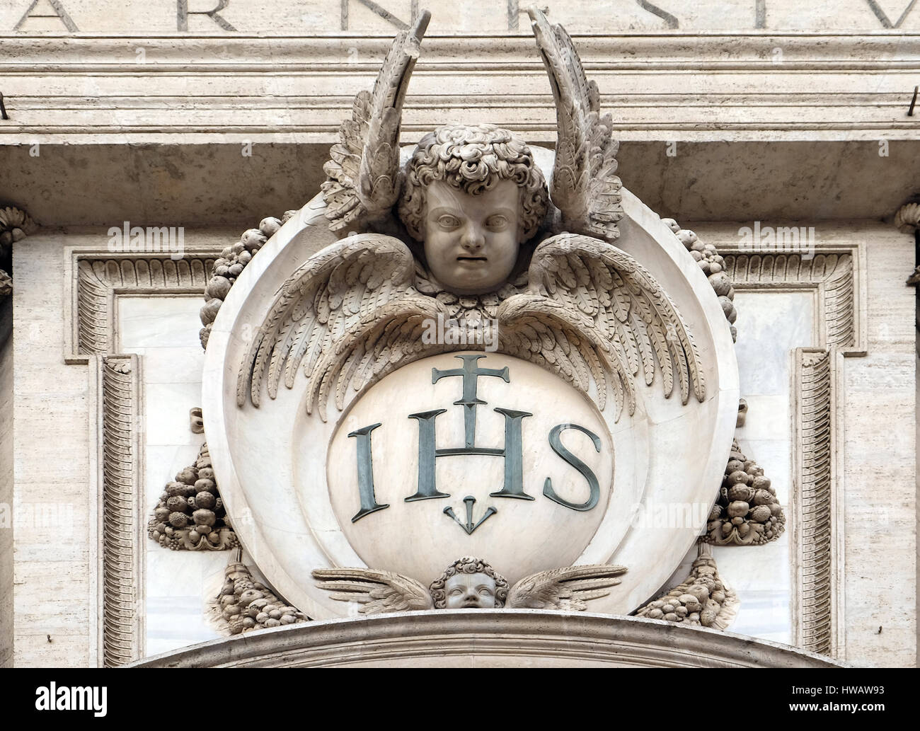 Christogramm IHS, Fassade der Kirche des Gesu, Mutterkirche der ...