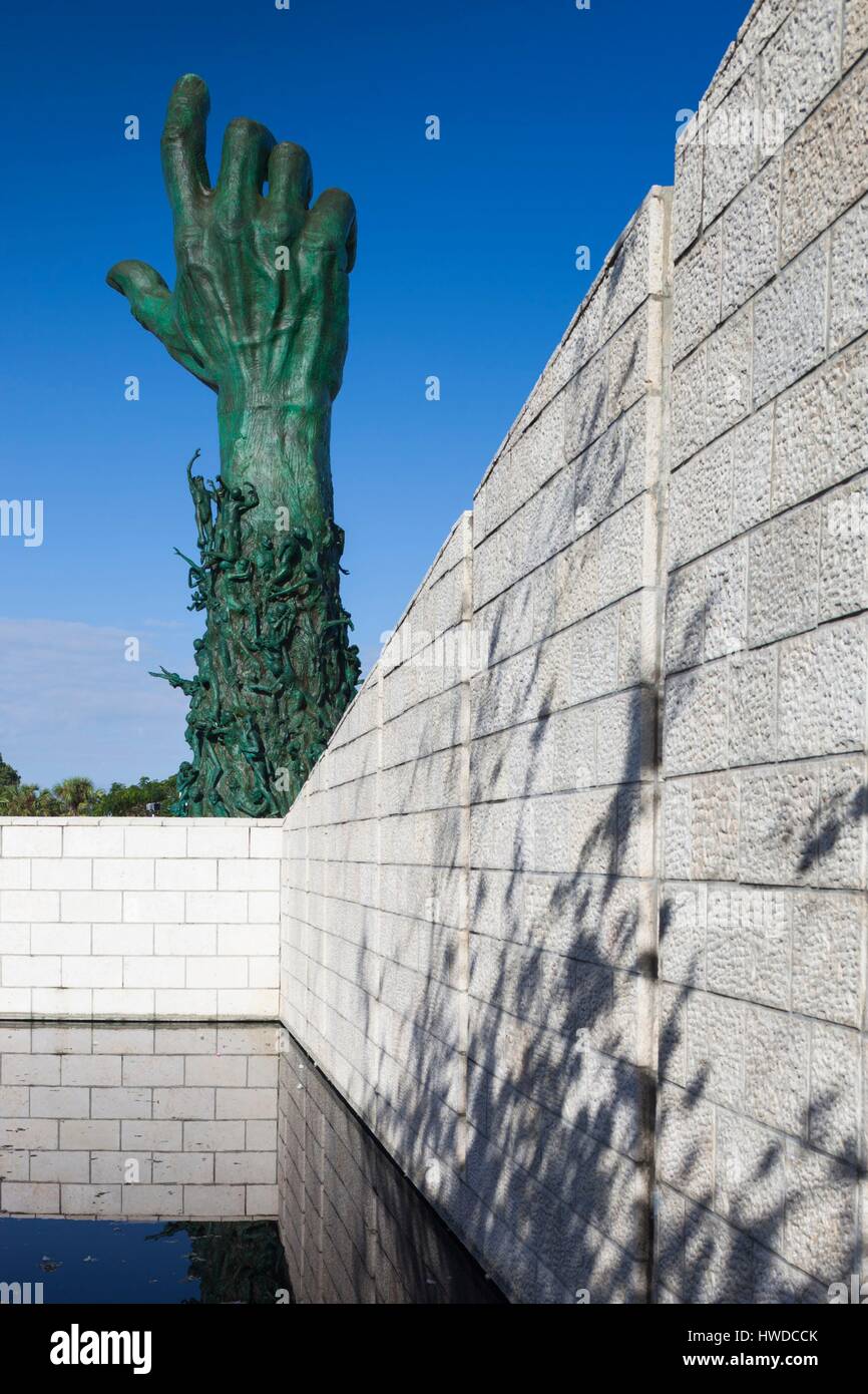 Holocaust memorial miami beach sculpture -Fotos und -Bildmaterial in ...