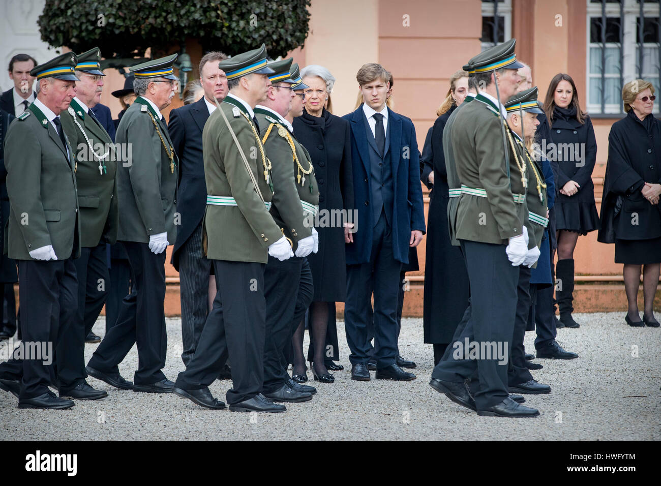 Prinzessin Benedikte von Dänemark, Prinz Gustav und Carina Axelsson ...