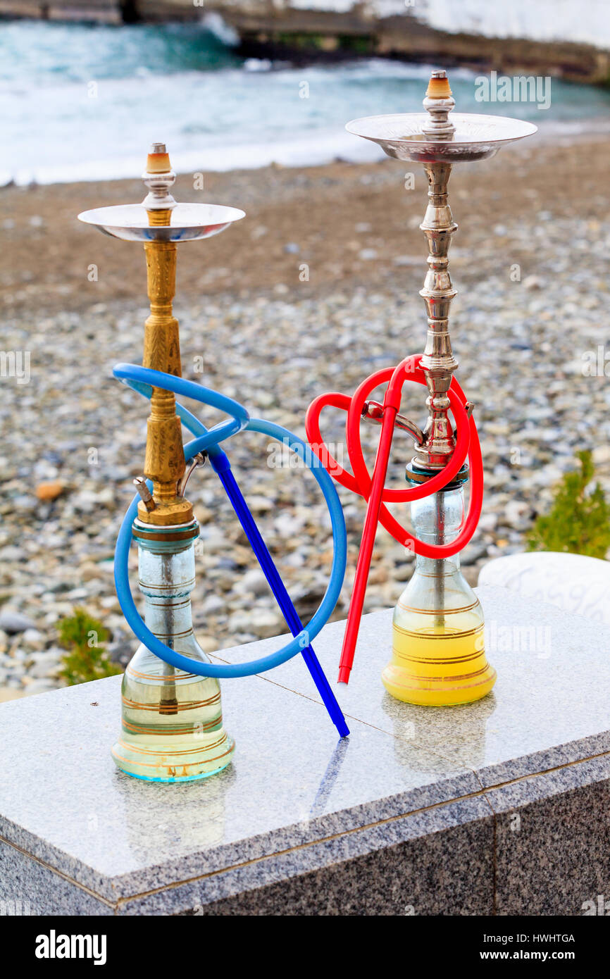Shisha water pipes -Fotos und -Bildmaterial in hoher Auflösung - Seite ...