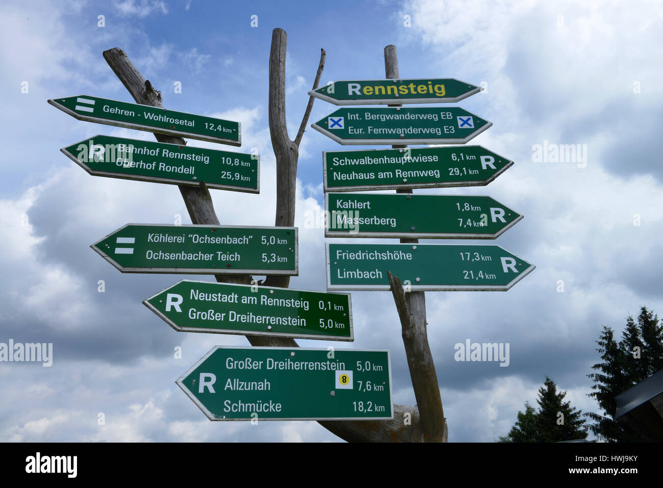 Thüringer wald wandern -Fotos und -Bildmaterial in hoher Auflösung – Alamy