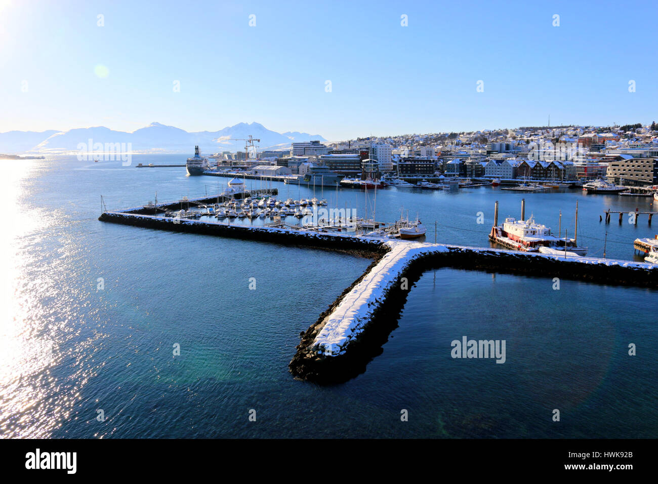 Tromso fjorde im winter -Fotos und -Bildmaterial in hoher Auflösung – Alamy