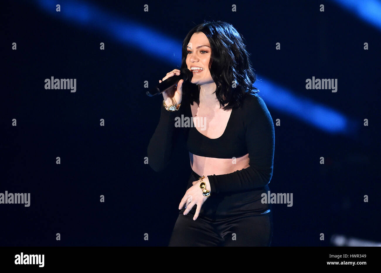 Jessie J auf der Bühne an der wir Tag UK Charity Event und Konzert, die ...
