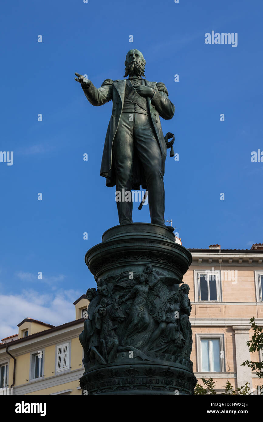 Statue von Kaiser Maximilian von Mexiko in Triest, Italien ...