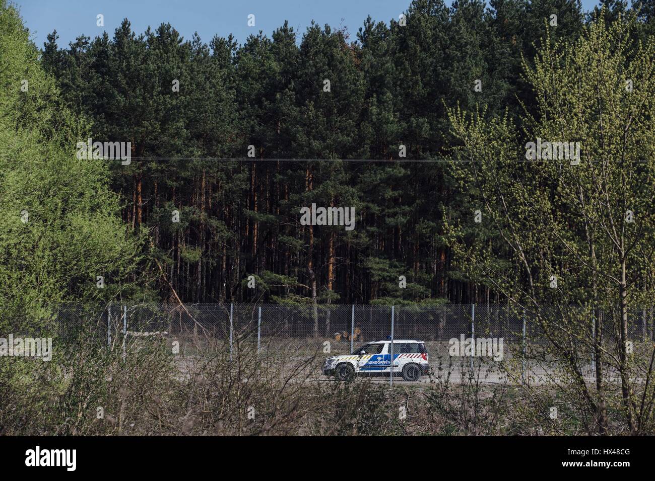 Verwunderlich Serbien Grenze Live Bild