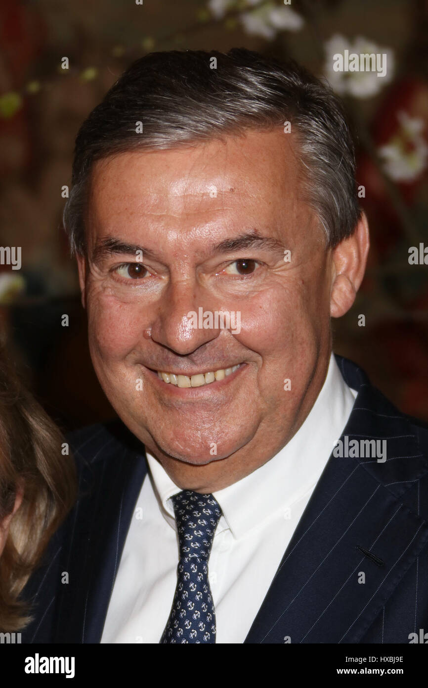 Gäste, die vier Jahreszeiten Hotel Hamburg 120. Jubiläum Gala Dinner ...