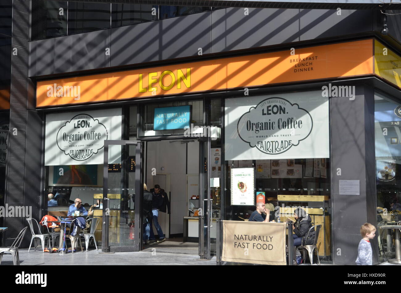 Leon restaurant -Fotos und -Bildmaterial in hoher Auflösung – Alamy