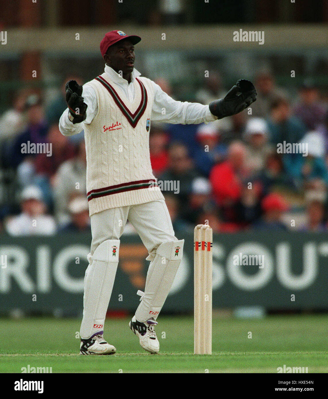 Junior cricket -Fotos und -Bildmaterial in hoher Auflösung – Alamy