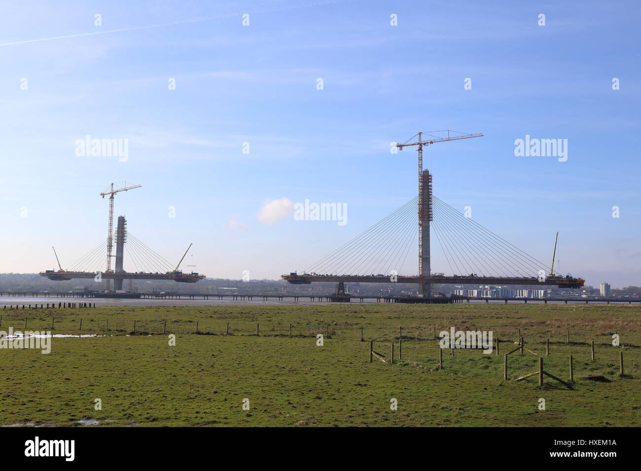 Halton gateway bridge -Fotos und -Bildmaterial in hoher Auflösung – Alamy