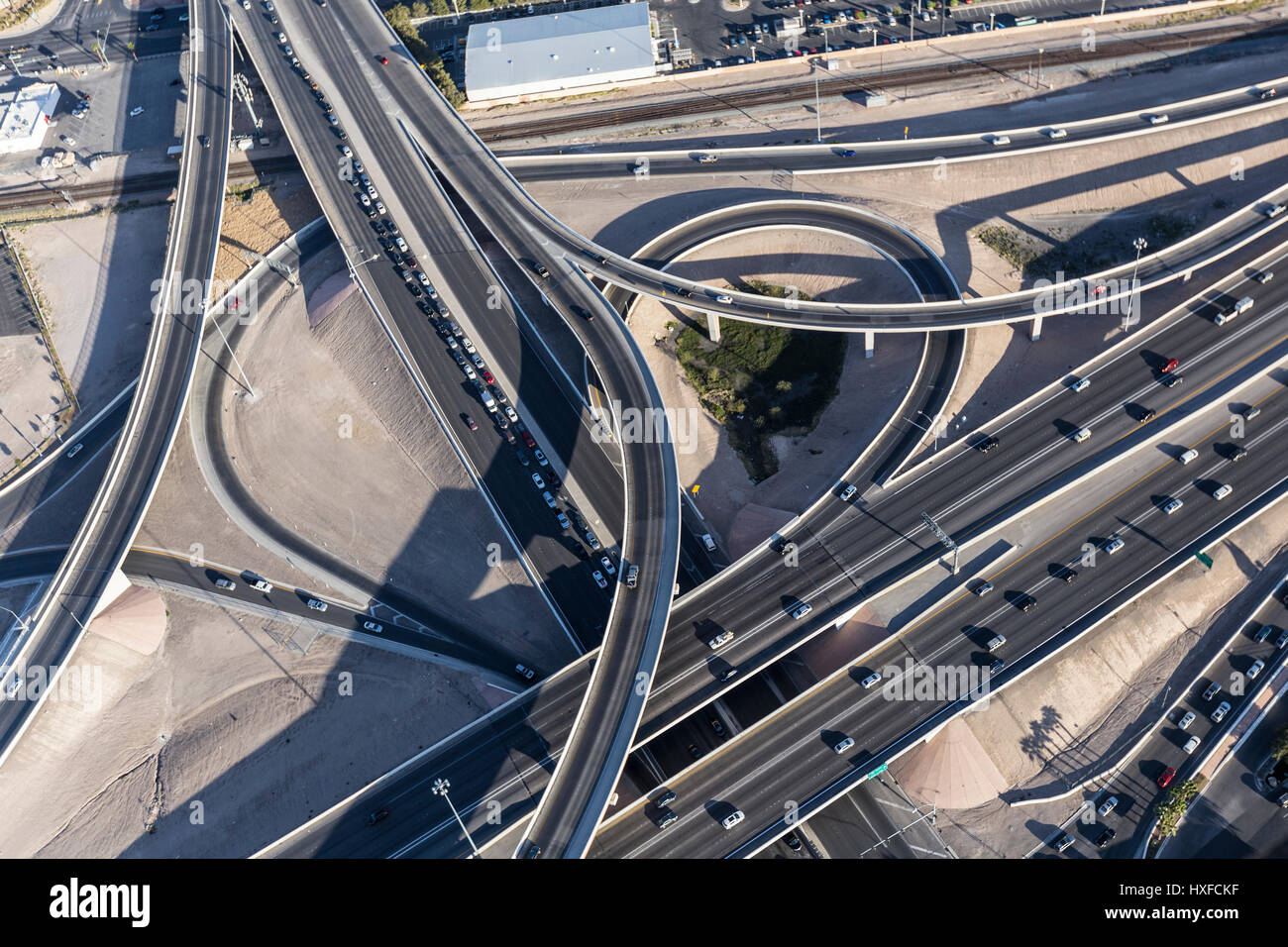 Autobahn aerial -Fotos und -Bildmaterial in hoher Auflösung – Alamy
