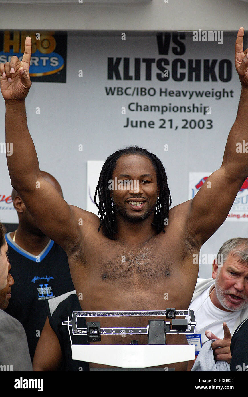 Boxer Lennox Lewis Stockfotos und -bilder Kaufen - Alamy