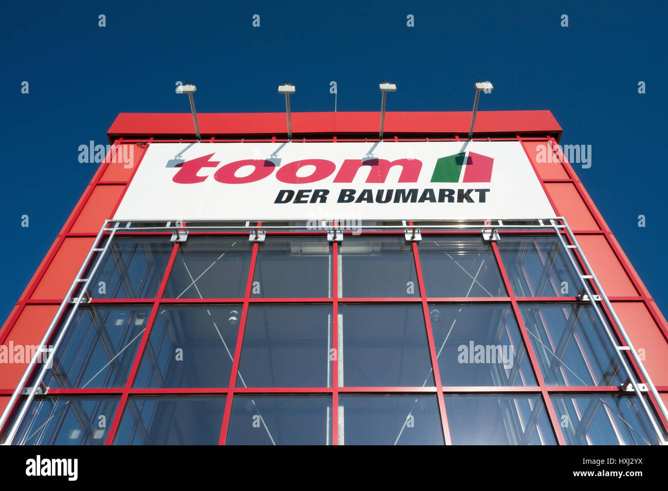 Toom Baumarkt in Troisdorf / Deutschland. Toom ist eines der größten ...