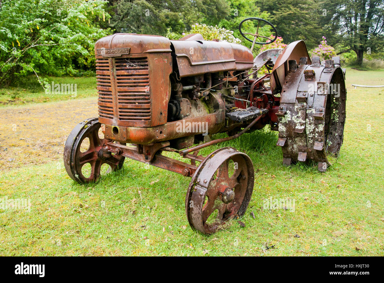 Antike Traktoren in Puerto Montt - Chile Vintage Rost alten Stil ...