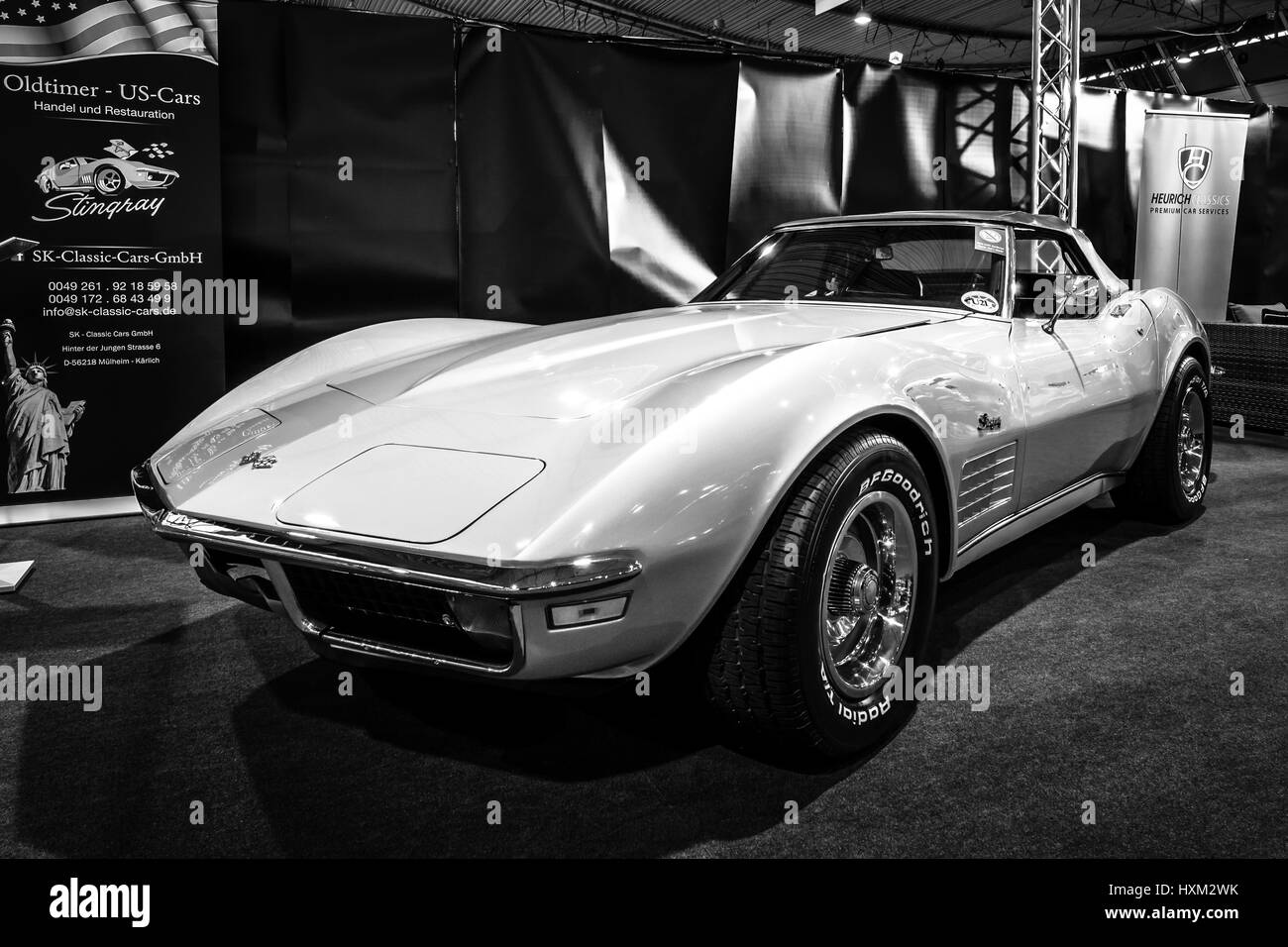Chevrolet corvette c3 Schwarzweiß-Stockfotos und -bilder - Alamy