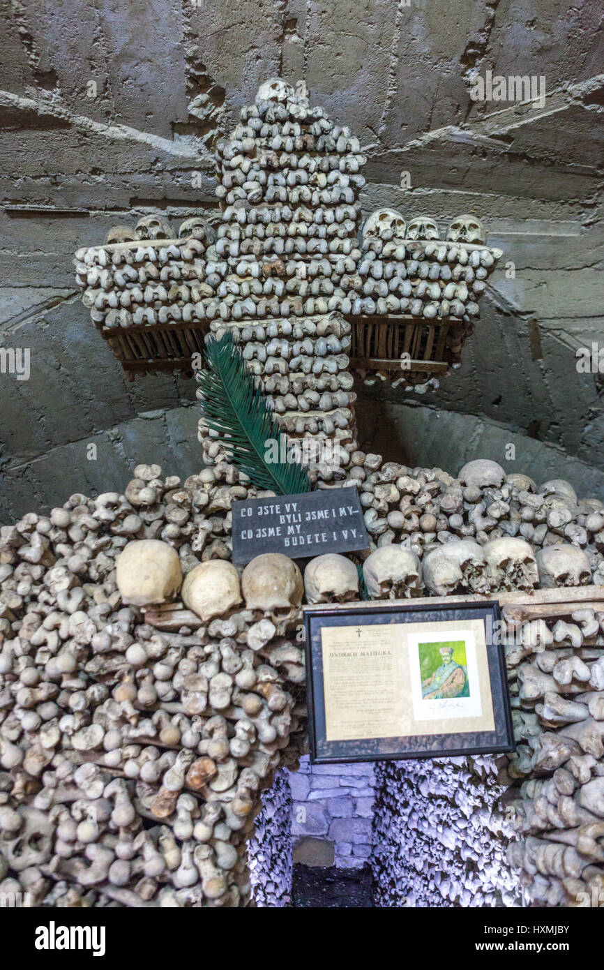 Krypta der peterskirche -Fotos und -Bildmaterial in hoher Auflösung – Alamy