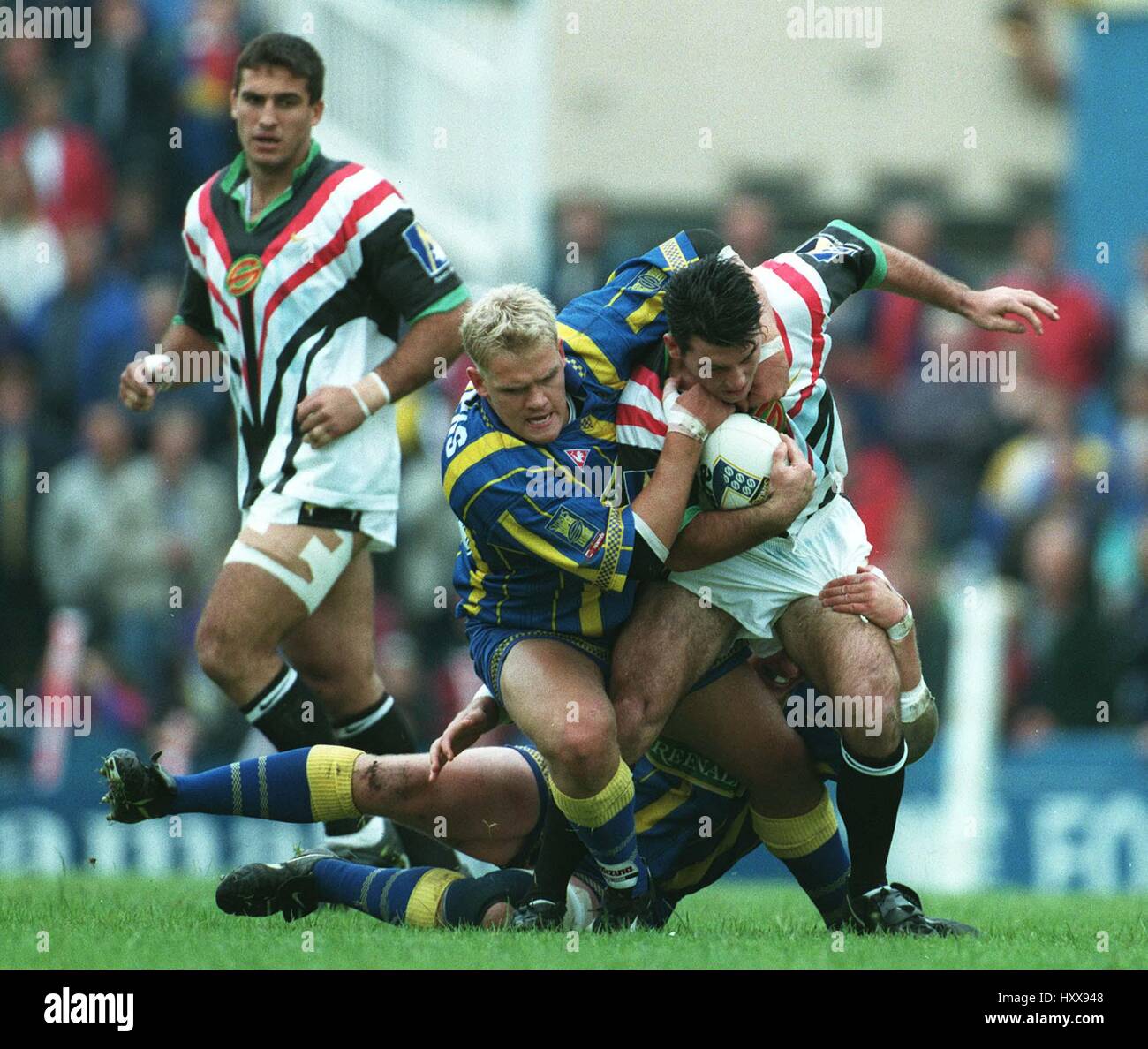 RYAN GIRDLER & WARREN STEVENS WARRINGTON WOLVES V PENRITH P 16. Juni ...