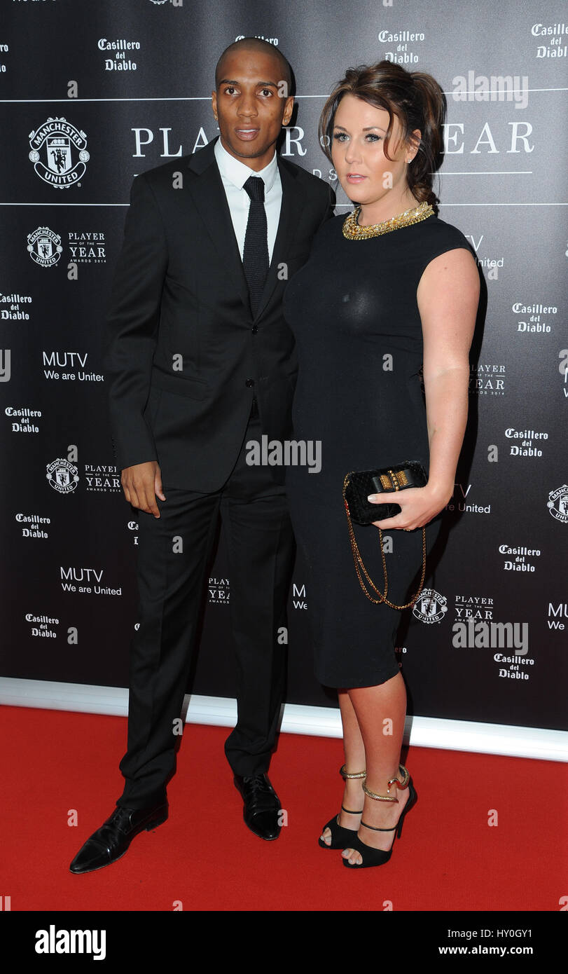 Ashley young and nicky pike -Fotos und -Bildmaterial in hoher Auflösung ...