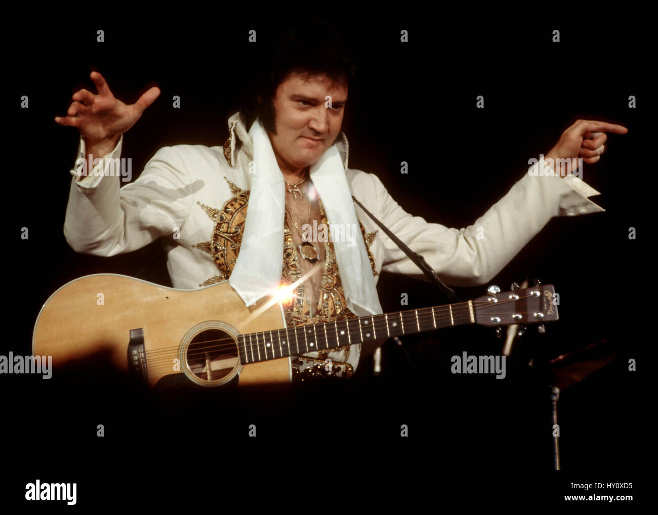 Elvis Presley in Concert in der Stadthalle von Providence am 23. Mai ...