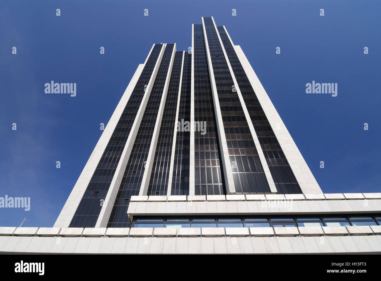 Radisson Blu Hotel in dam-Tor-Bahnhof in Hamburg, Deutschland, Europa ...