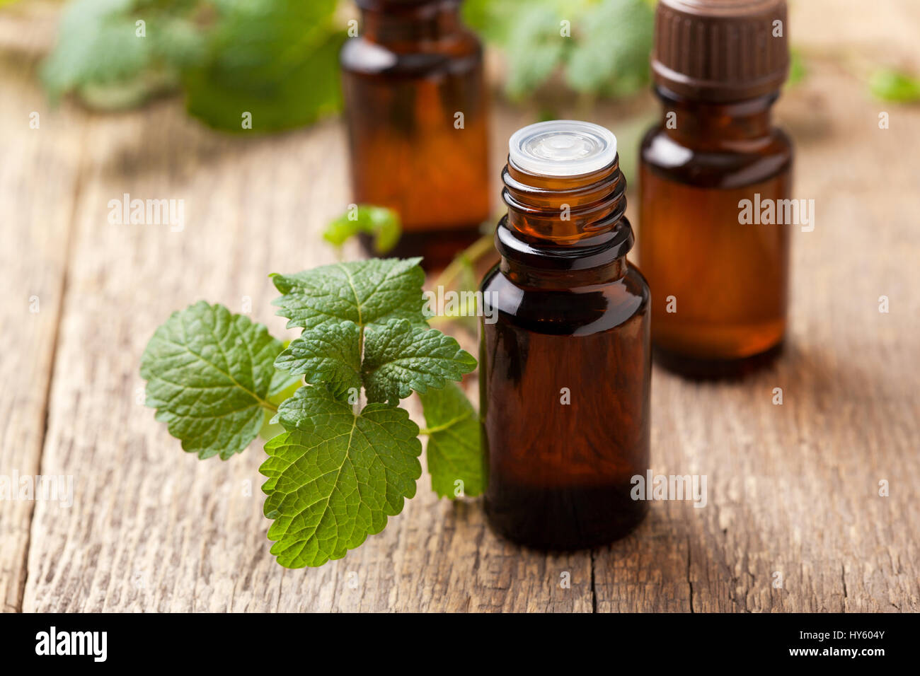 Medizinflasche Alt Stockfotos und -bilder Kaufen - Alamy