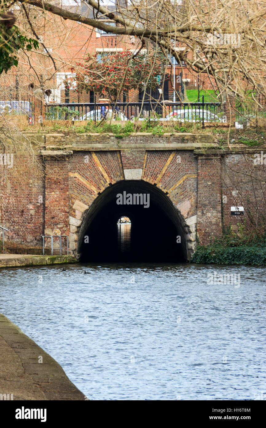 Islington tunnel -Fotos und -Bildmaterial in hoher Auflösung – Alamy
