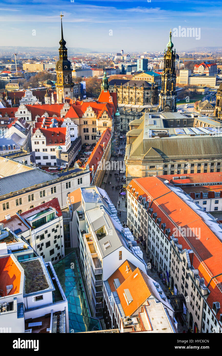 Dresden, Deutschland - Luftbild von Frauenkirche mit Innere Altstadt ...