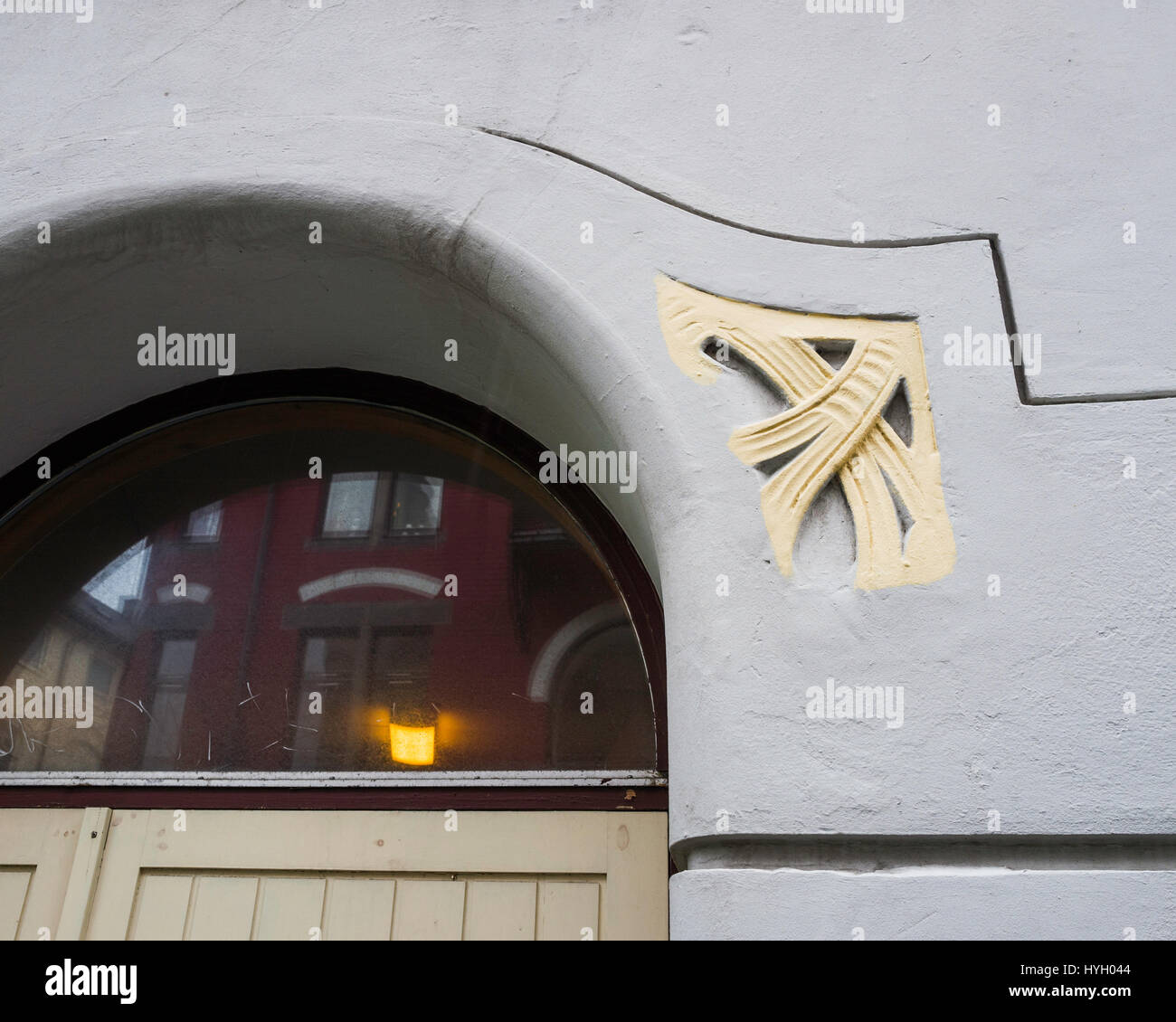 Jugendstil fenster detail -Fotos und -Bildmaterial in hoher Auflösung ...