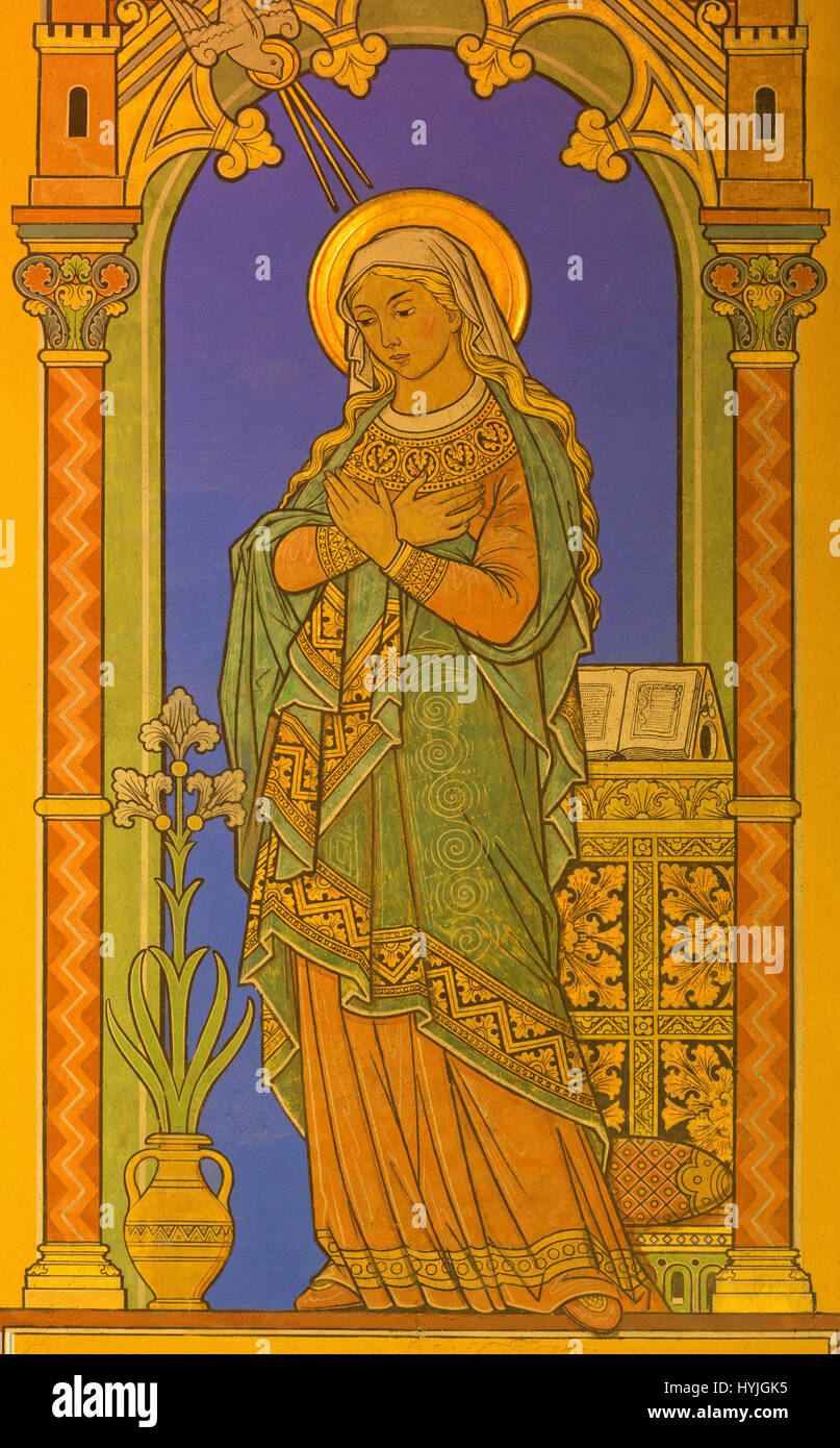 Basilica de virgen maria -Fotos und -Bildmaterial in hoher Auflösung ...