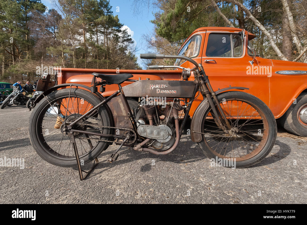 Vintage harley davidson motorrad -Fotos und -Bildmaterial in hoher ...