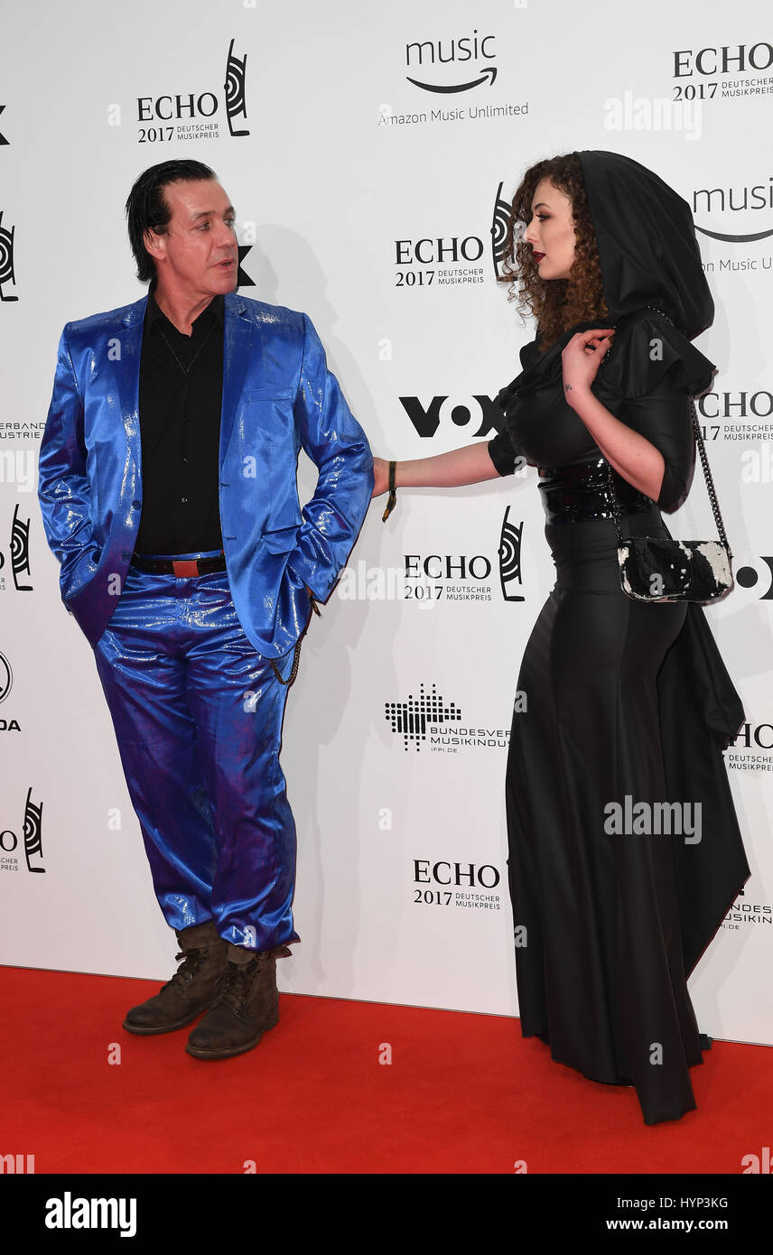 Schne Leila Lowfire Rammstein Bild