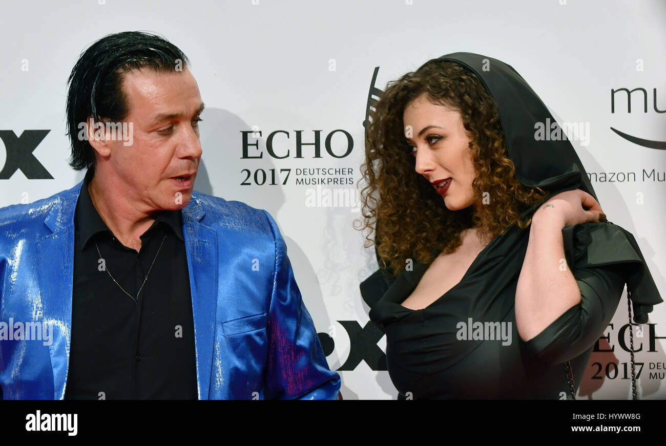 Schne Leila Lowfire Rammstein Bild