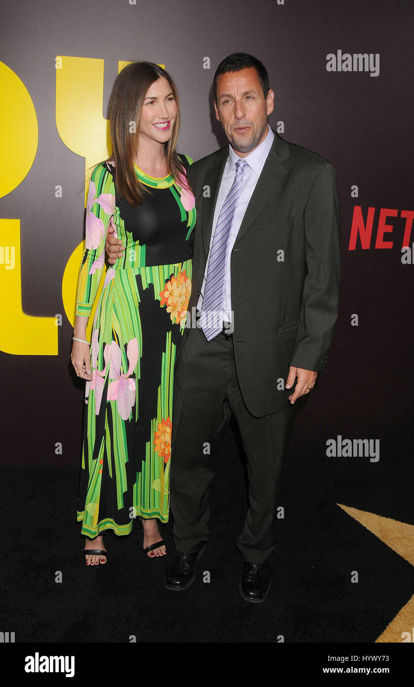 Sandy wexler premiere -Fotos und -Bildmaterial in hoher Auflösung – Alamy