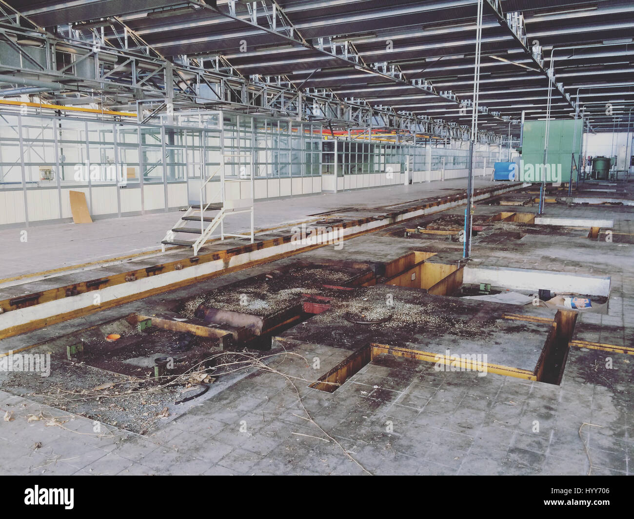 Bugatti fabrik -Fotos und -Bildmaterial in hoher Auflösung – Alamy