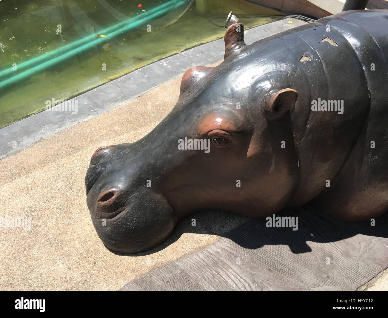 Nilpferd dekoration -Fotos und -Bildmaterial in hoher Auflösung – Alamy
