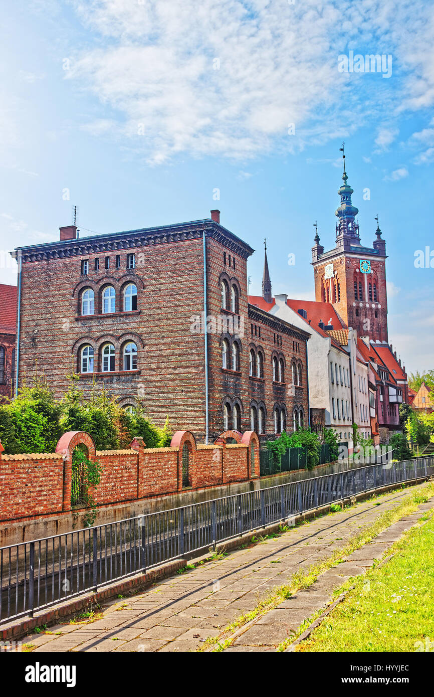 Gdansk kirche des heiligen catherine -Fotos und -Bildmaterial in hoher ...