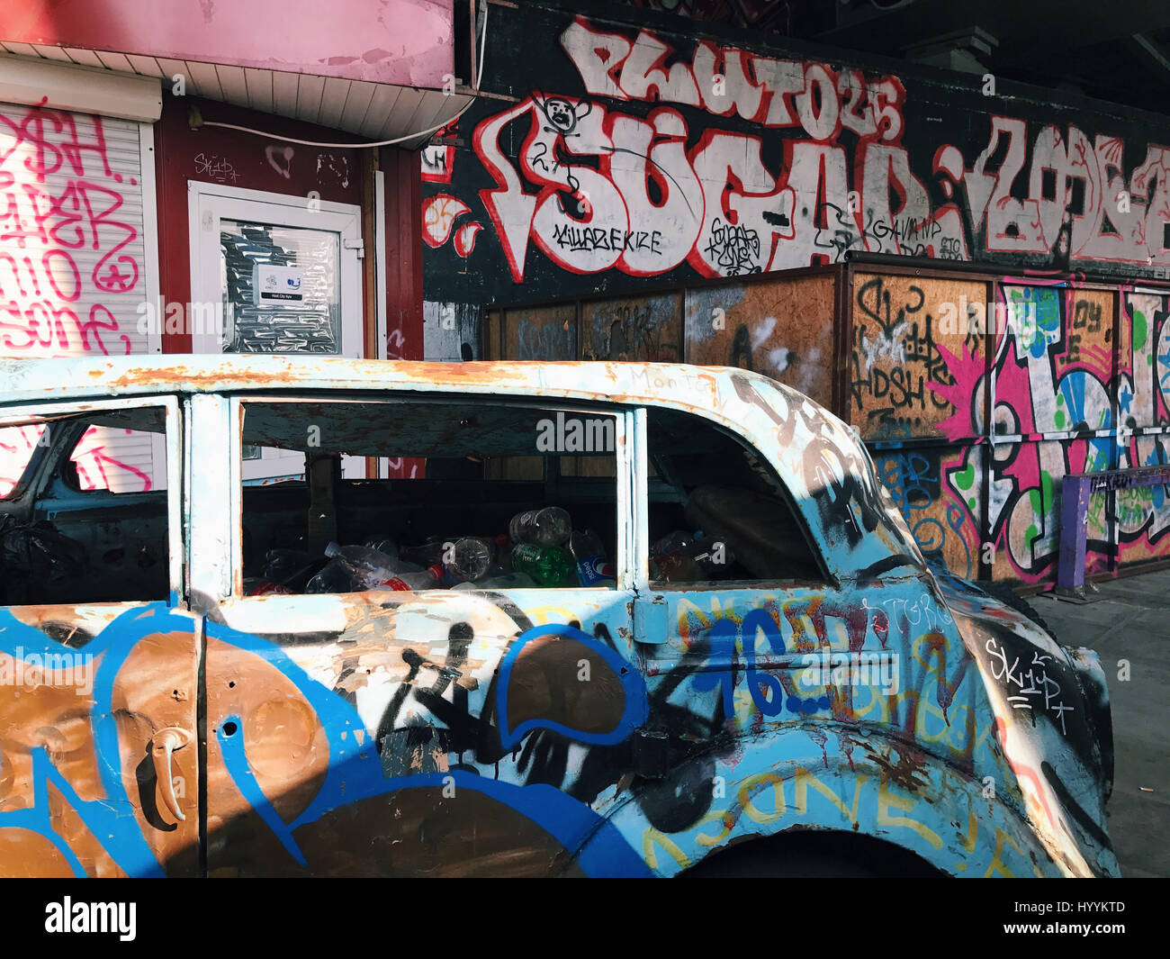 Old Street Graffiti Stockfotos und -bilder Kaufen - Alamy