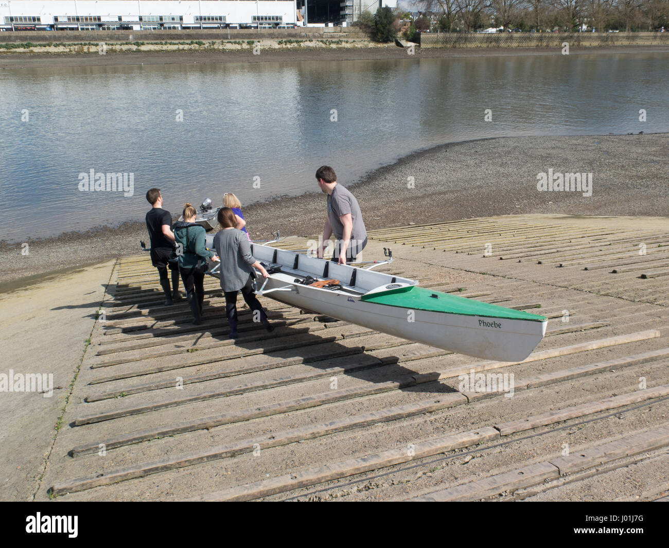 Startendes ruderboot -Fotos und -Bildmaterial in hoher Auflösung – Alamy