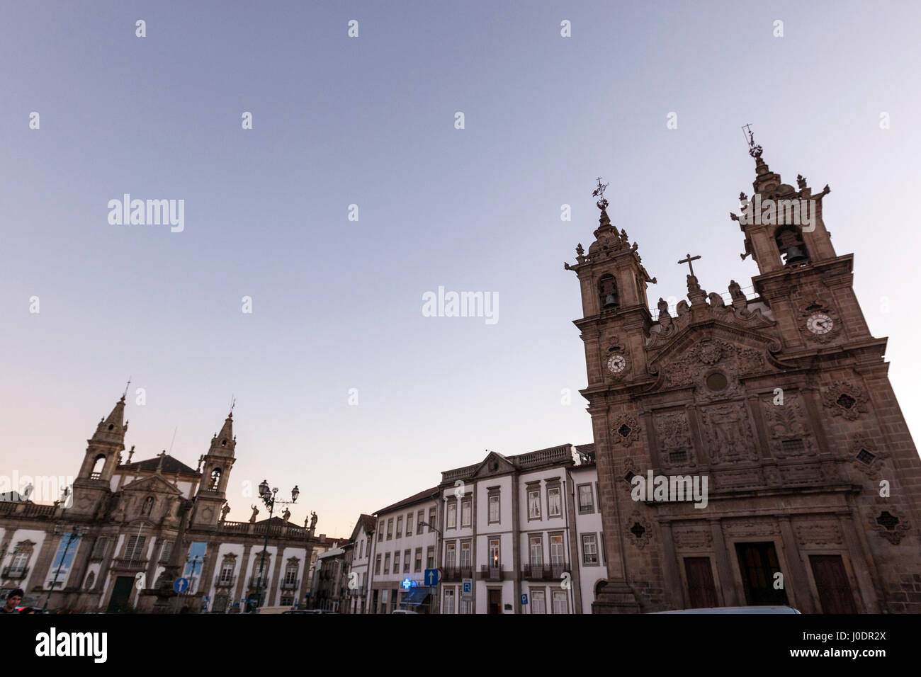 Casa crivos iglesia santa cruz -Fotos und -Bildmaterial in hoher Auflösung – Alamy