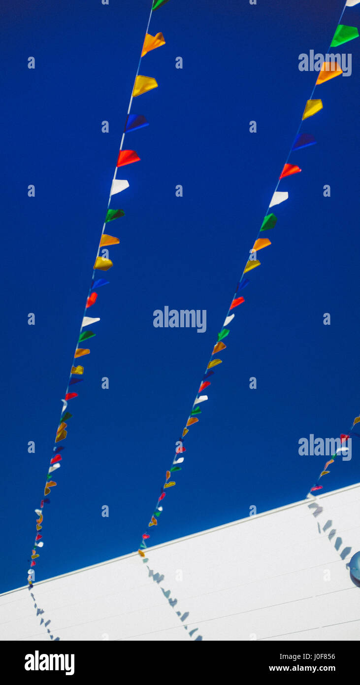 Flagge fahnen wimpel wimpel -Fotos und -Bildmaterial in hoher Auflösung – Alamy