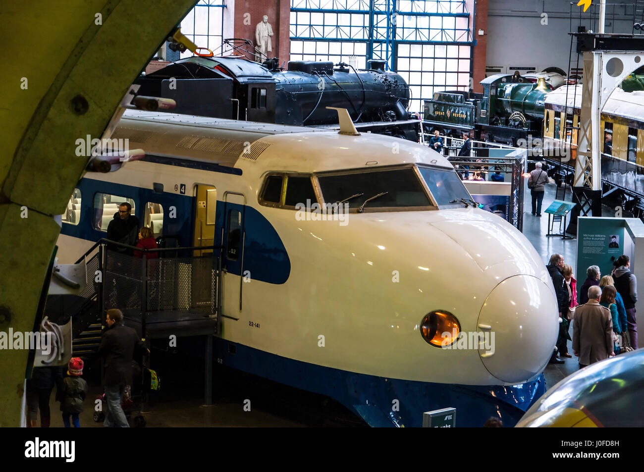 Ausstellungen im National Railway Museum in York, Yorkshire, England ...