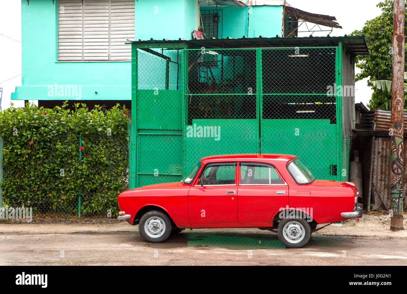Havana rotes auto -Fotos und -Bildmaterial in hoher Auflösung – Alamy