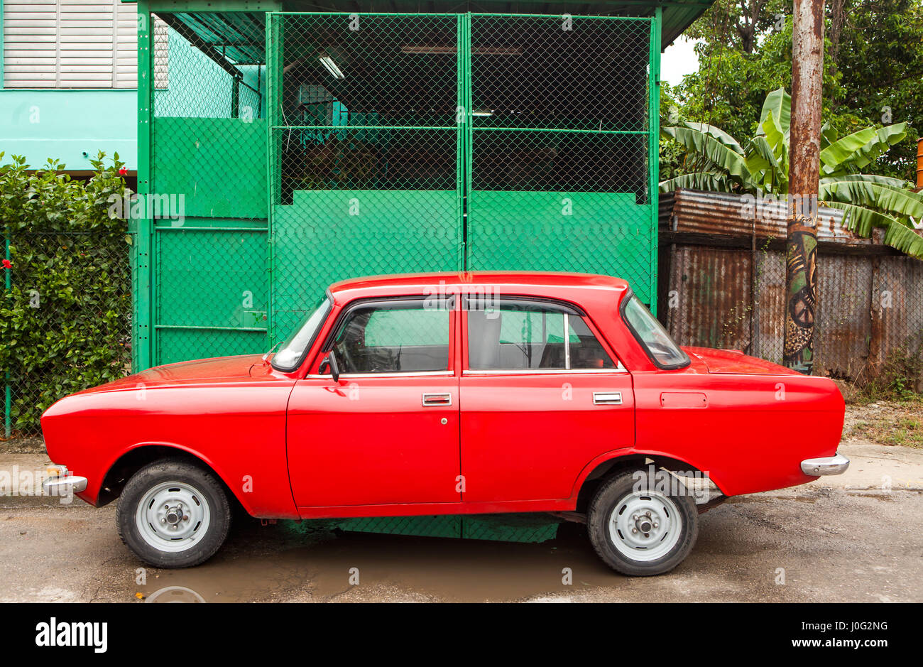 Havana rotes auto -Fotos und -Bildmaterial in hoher Auflösung – Alamy