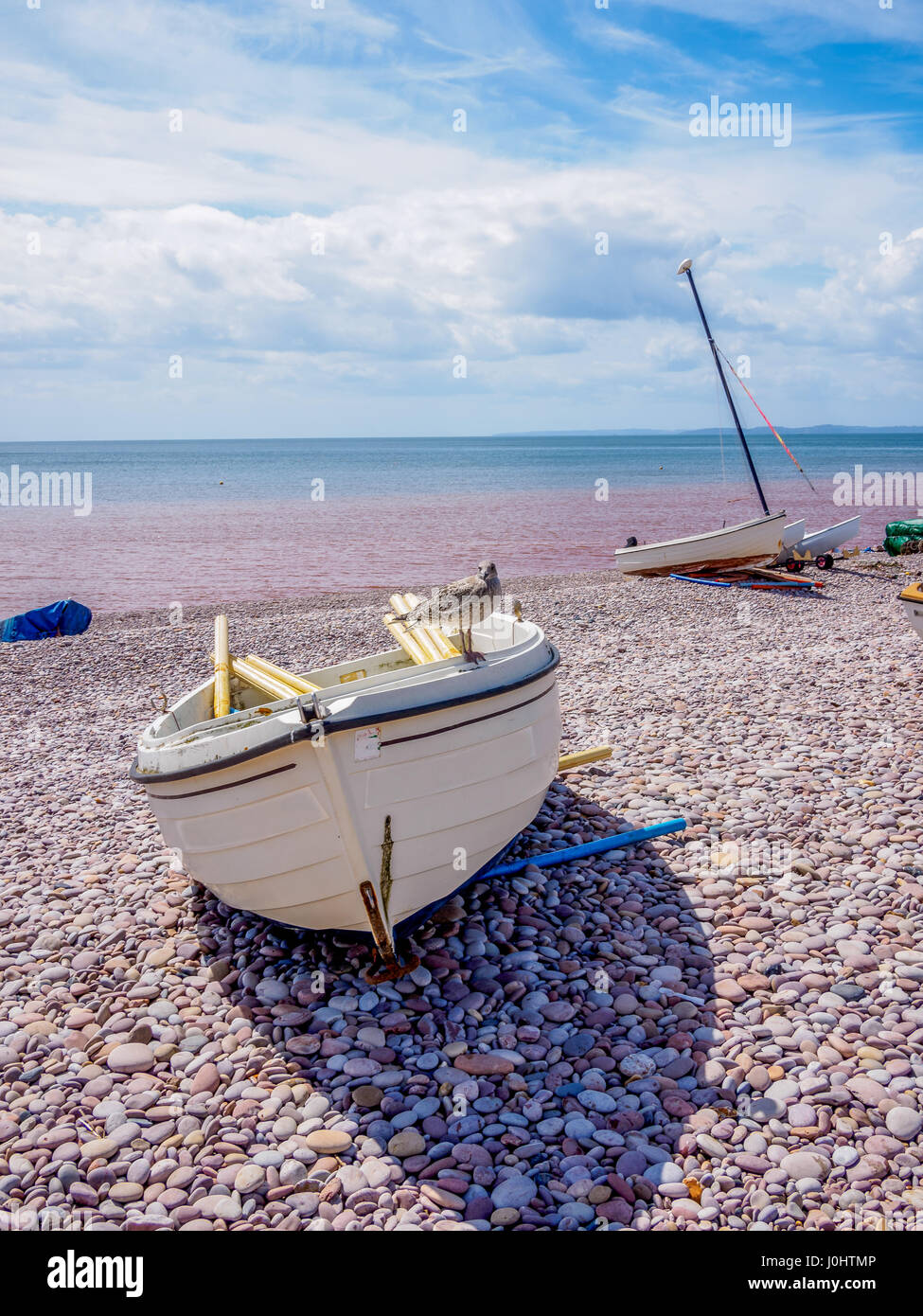 Boot am Strand Stockfotografie - Alamy
