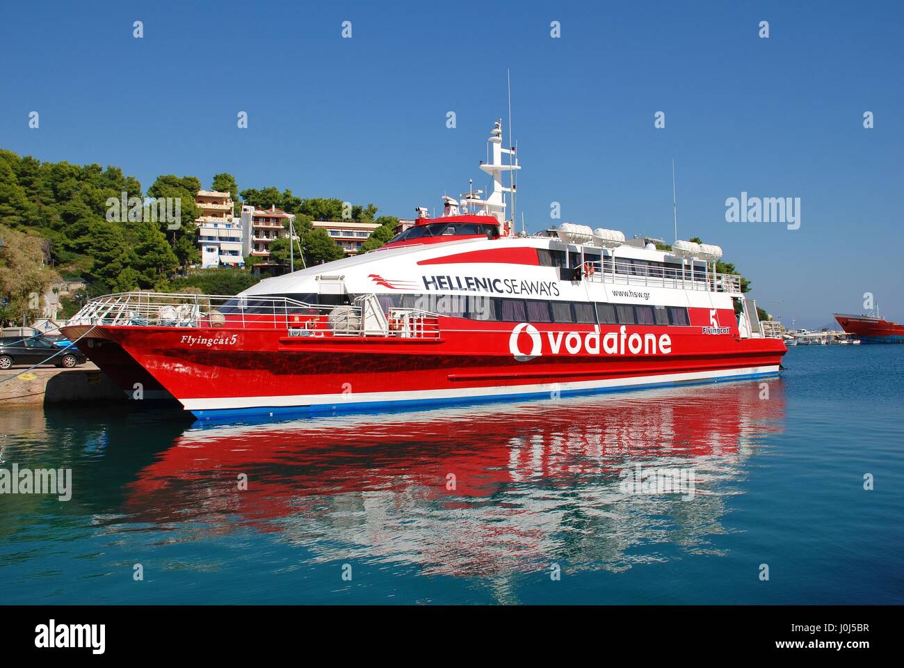 Hellenic Seaways Katamaran Fähre Flying Cat 5 vor Anker im Hafen ...