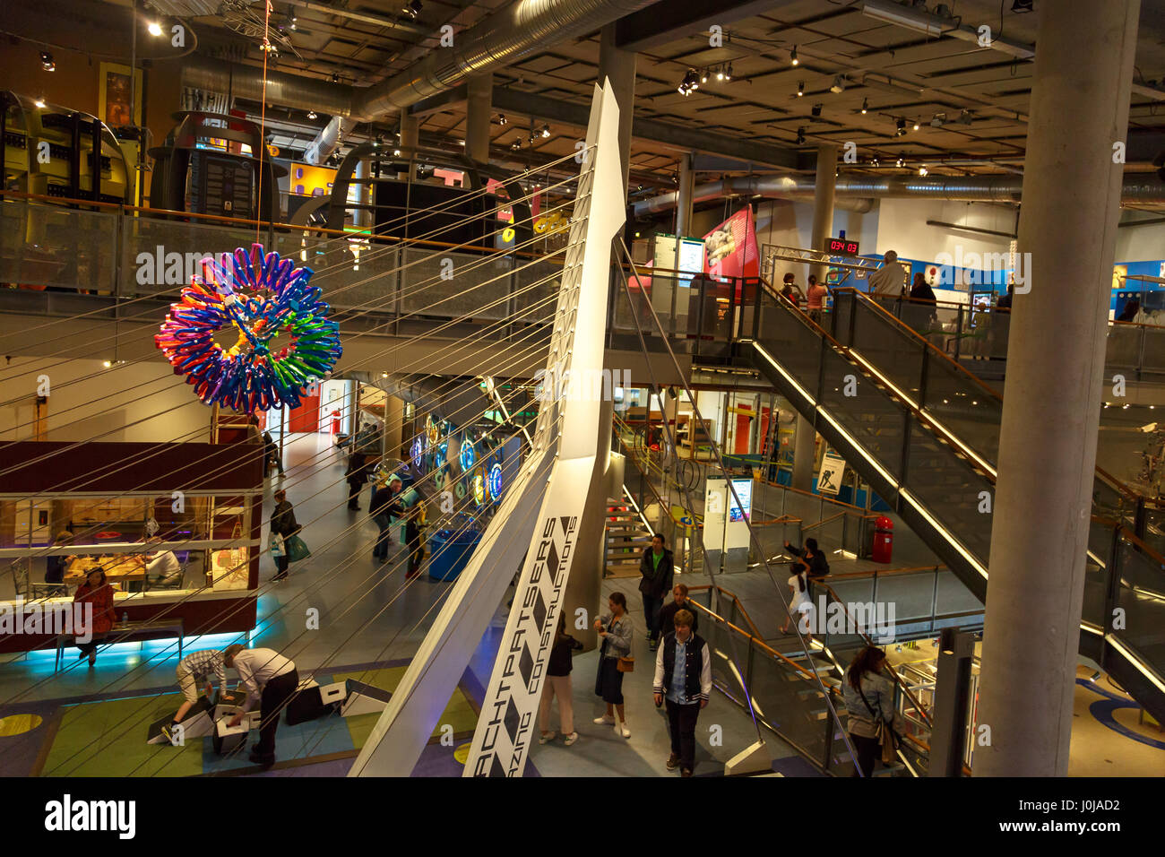 AMSTERDAM, Niederlande - 2. Juli 2016: Allgemeine Innenansicht des Nemo ...