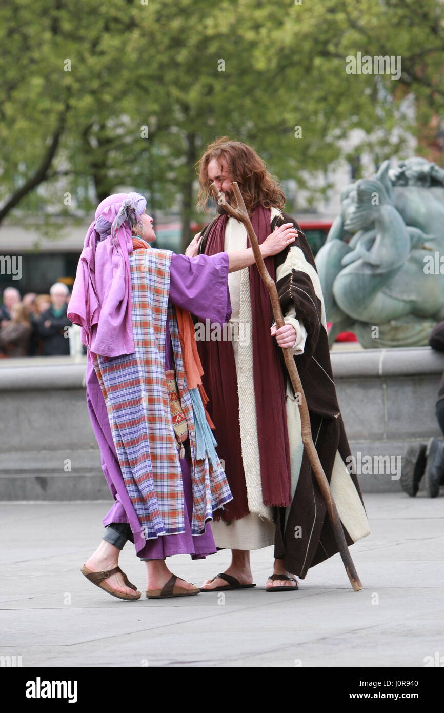 Kreuzigung und Auferstehung Stockfotos und -bilder Kaufen - Alamy