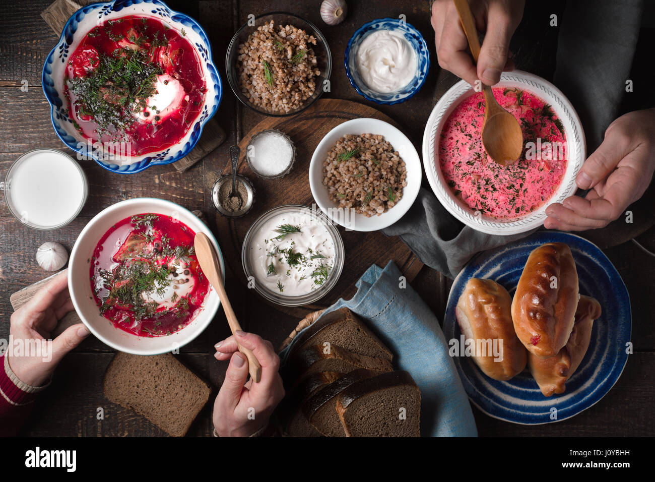 Traditioneller russischer stil -Fotos und -Bildmaterial in hoher ...