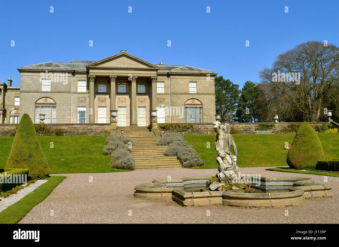 Tatton hall -Fotos und -Bildmaterial in hoher Auflösung – Alamy
